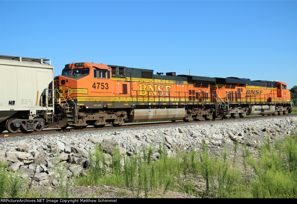 BNSF 4753